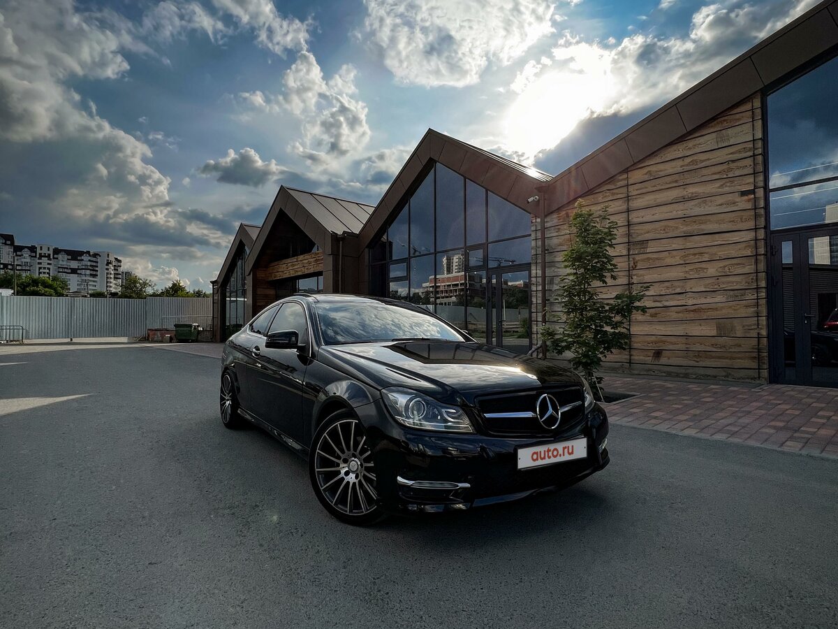 Купить б/у Mercedes-Benz C-Класс III (W204) Рестайлинг 180 1.6 AT (156 ...