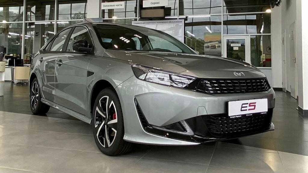 Купить новый Kaiyi E5 2021-2023 1.5 CVT (147 л.с.) бензин вариатор в Подольске: серый Каи е5 ...