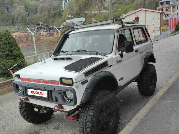 Купить б/у Lada (ВАЗ) 2121 (4x4) I Рестайлинг 1.7 MT (79 л.с.) 4WD бензин механика в Красной ...