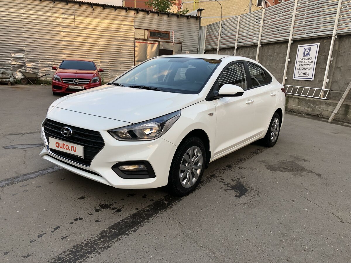 Купить б/у Hyundai Solaris II 1.4 MT (100 л.с.) бензин механика в ...