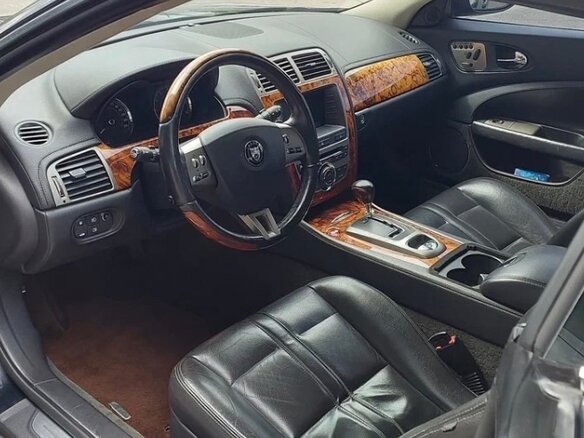 Купить б у Jaguar Xk Ii 4 2 At 298 л с бензин автомат в Туле серый