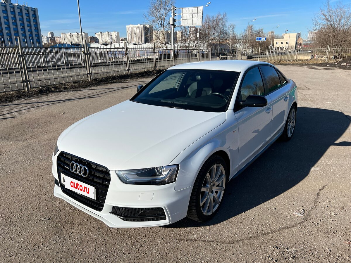 Купить б/у Audi A4 IV (B8) Рестайлинг 2.0 AMT (225 л.с.) 4WD бензин робот в Москве: белый Ауди ...