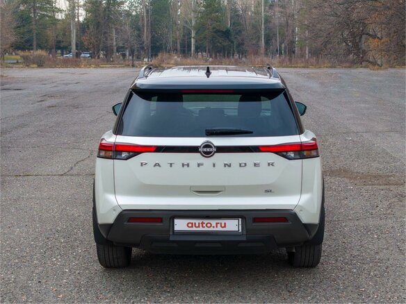 Купить б/у Nissan Pathfinder V 3.5 AT (284 л.с.) бензин автомат в ...
