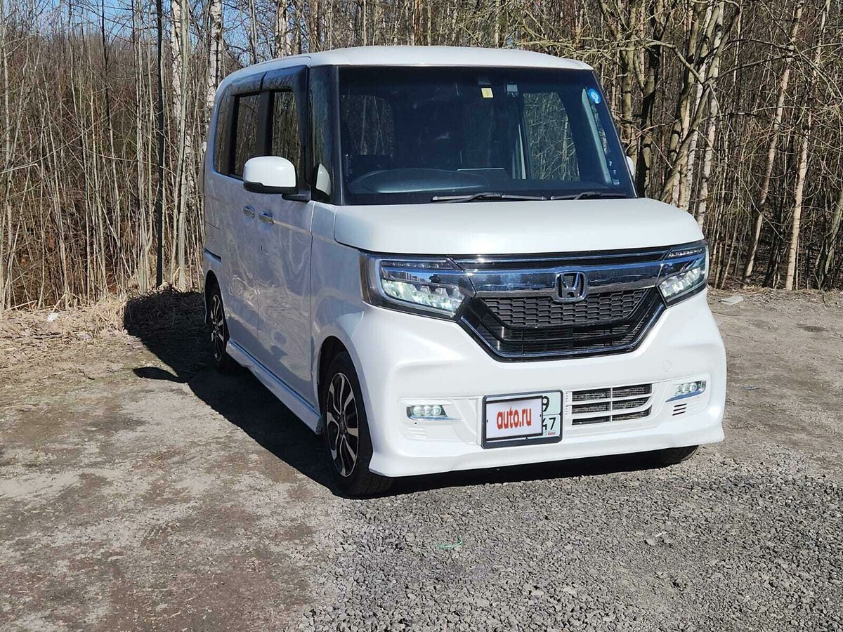 Купить б/у Honda N-BOX II 0.7 CVT (58 л.с.) бензин вариатор во Всеволожске: белый Хонда н-бокс ...