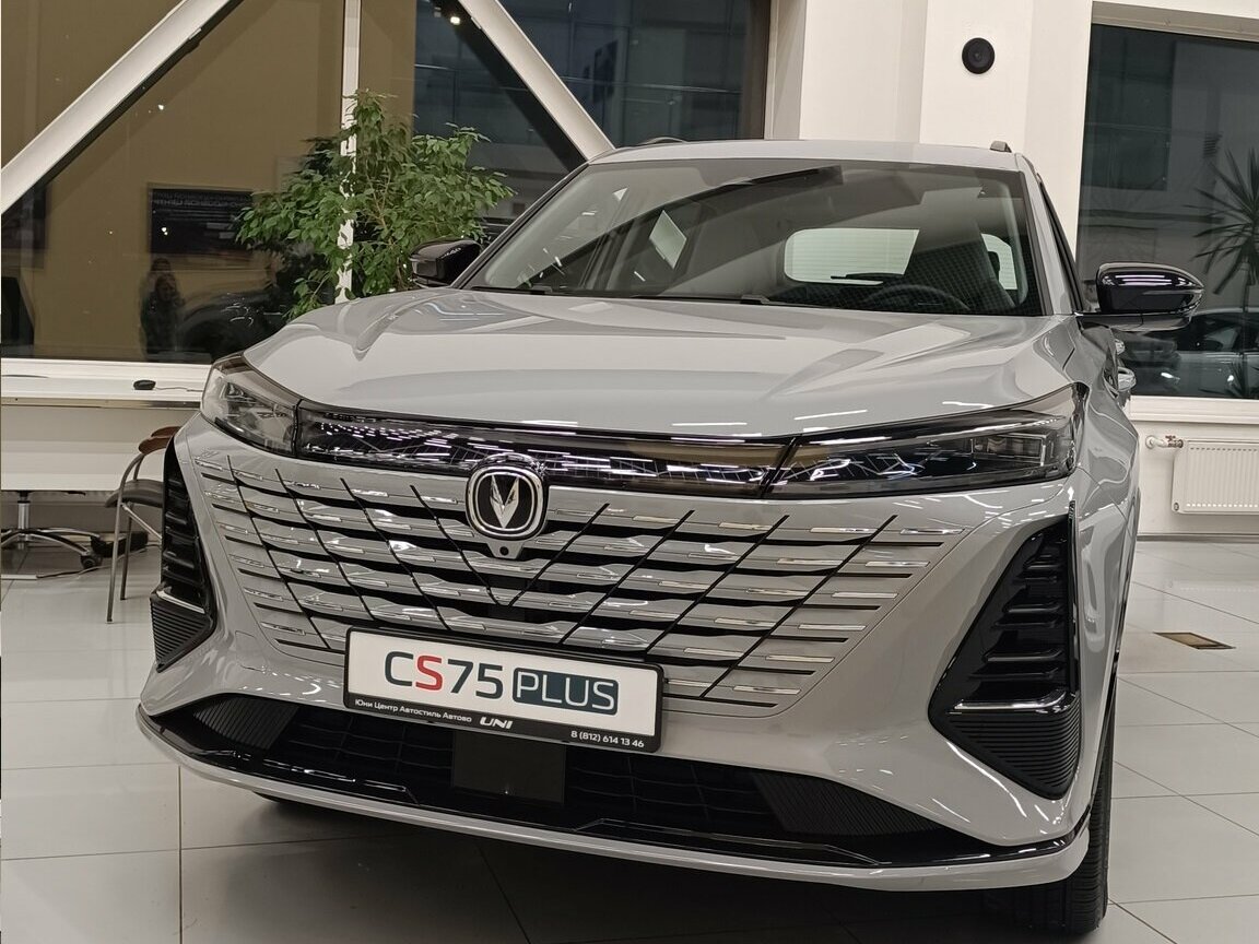 Купить новый Changan CS75 Plus III 2.0 AT (233 л.с.) бензин автомат в Санкт-Петербурге: серый ...
