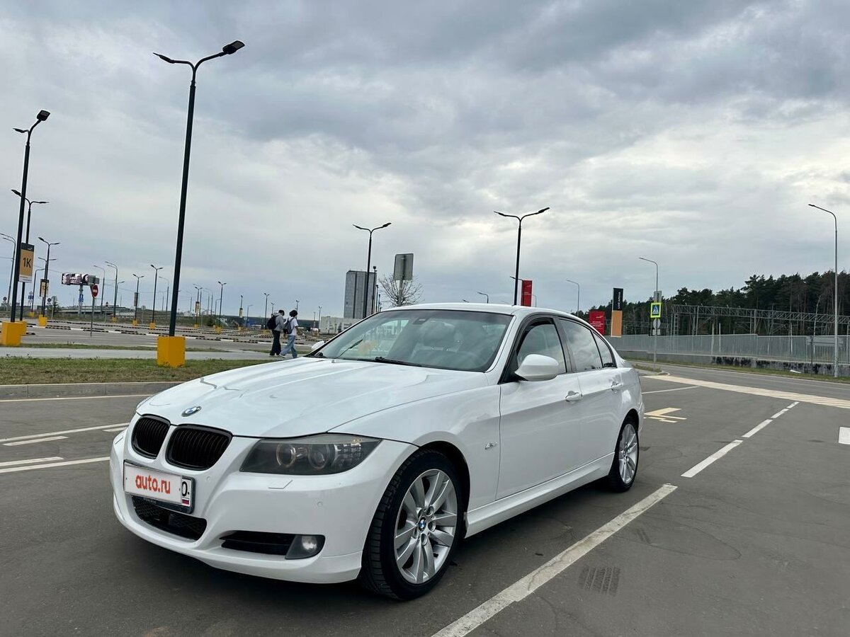 Купить б/у BMW 3 серии V (E90/E91/E92/E93) 325xi 2.5 AT (218 л.с.) 4WD бензин автомат в Москве ...