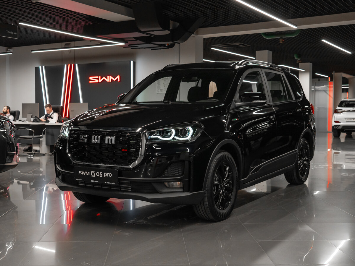 Купить новый SWM G05 Pro 2021-2025 1.5 AMT (139 л.с.) бензин робот в Москве: чёрный СВМ г05про ...