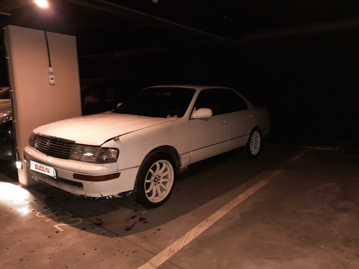 Купить б/у Toyota Crown IX (S140) 2.0 AT (135 л.с.) бензин автомат в Кургане: белый Тойота Краун ...