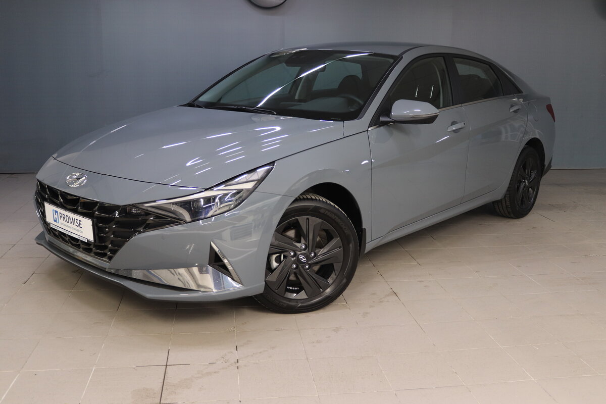 Купить б/у Hyundai Elantra VII (CN7) 2.0 AT (150 л.с.) бензин автомат в Екатеринбурге: серый ...