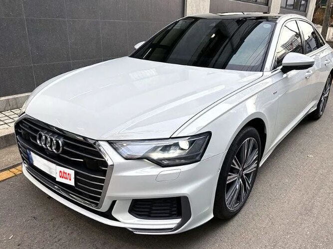 Купить б/у Audi A6 V (C8) 45 TFSI 2.0 AMT (245 л.с.) 4WD бензин робот во Владивостоке: белый ...