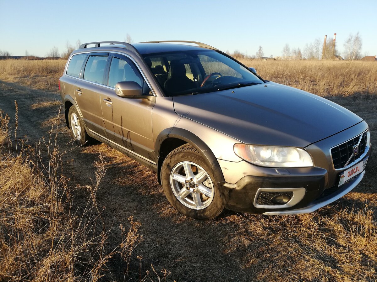 Купить б/у Volvo XC70 II 2.4d AT (185 л.с.) 4WD дизель автомат в Бобруйске: коричневый Вольво ...