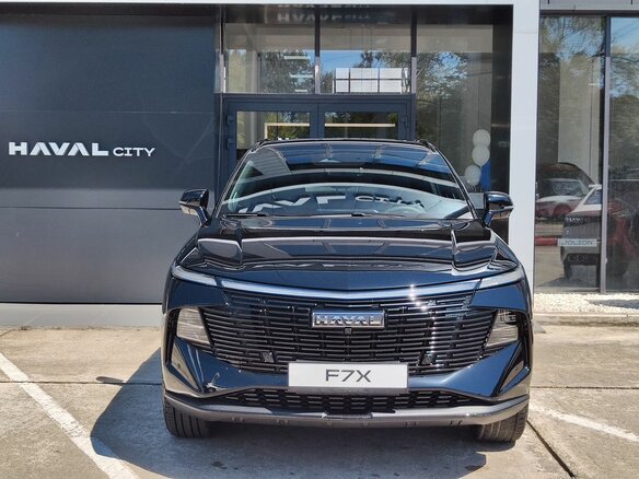 Купить новый Haval F7x II 2.0 AMT (192 л.с.) 4WD бензин робот в Сочи: чёрный Хавэйл Ф7х II ...