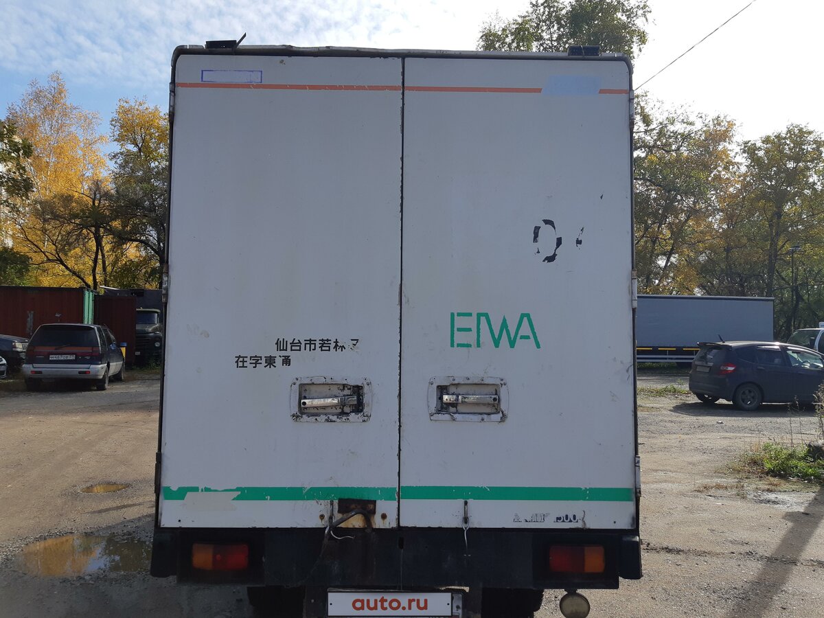 Купить б/у Fuso (Mitsubishi) Canter дизель механика в Хабаровске: белый ...