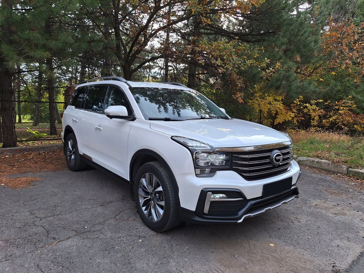 Купить б/у GAC GS8 I 2.0 AT (190 л.с.) 4WD бензин автомат в Ростове-на-Дону: белый ГАК ГС8 I ...