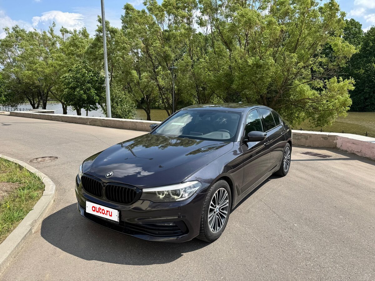 Купить б/у BMW 5 серии VII (G30/G31/G38) 520d 2.0d AT (190 л.с.) дизель автомат в Москве: серый ...