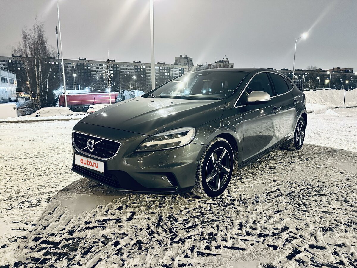 Купить б/у Volvo V40 II Рестайлинг 2.0d AT (150 л.с.) дизель автомат в ...