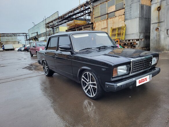 Купить б/у Lada (ВАЗ) 2107 1982-2012 1.6 MT (74 л.с.) бензин механика в Москве: чёрный Лада 2107 ...