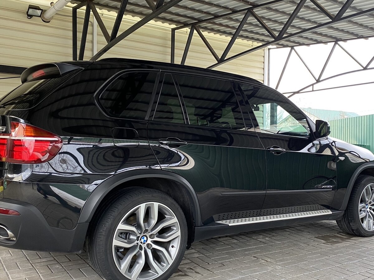 Купить б/у BMW X5 II (E70) 30d 3.0d AT (235 л.с.) 4WD дизель автомат в Калуге: чёрный БМВ Х5 II ...