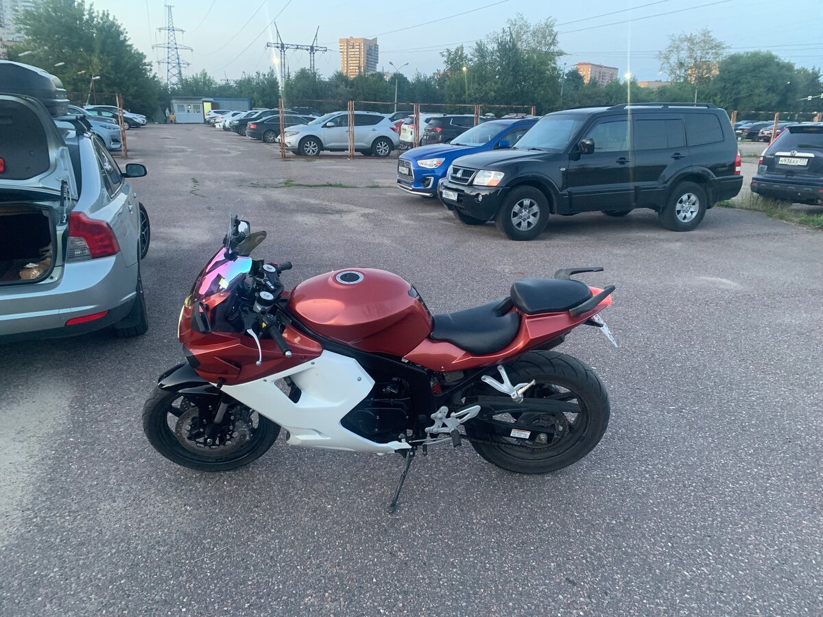 Купить б/у Hyosung Comet GT250 инжектор 5 передач в Москве: красный ...