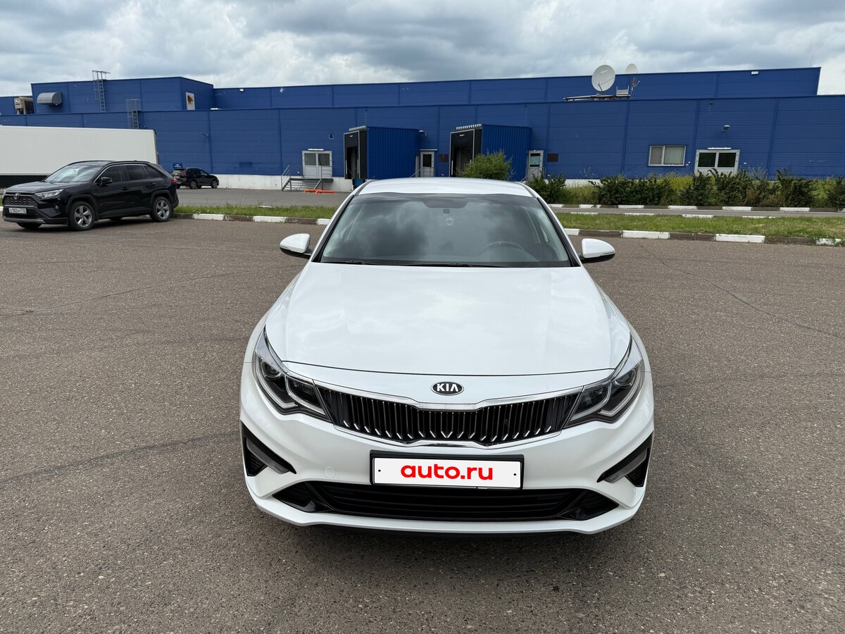 Купить б/у Kia K5 II 2.0 AT (151 л.с.) газ автомат в Казани: белый Киа к5 II седан 2019 года на ...