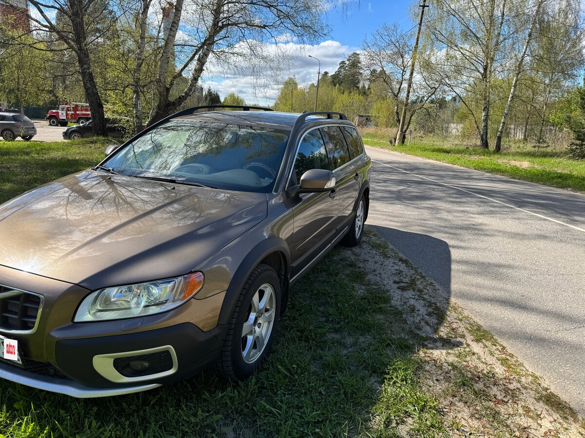 Купить б/у Volvo XC70 II 2.4d AT (163 л.с.) 4WD дизель автомат в Черноголовке: коричневый Вольво ...