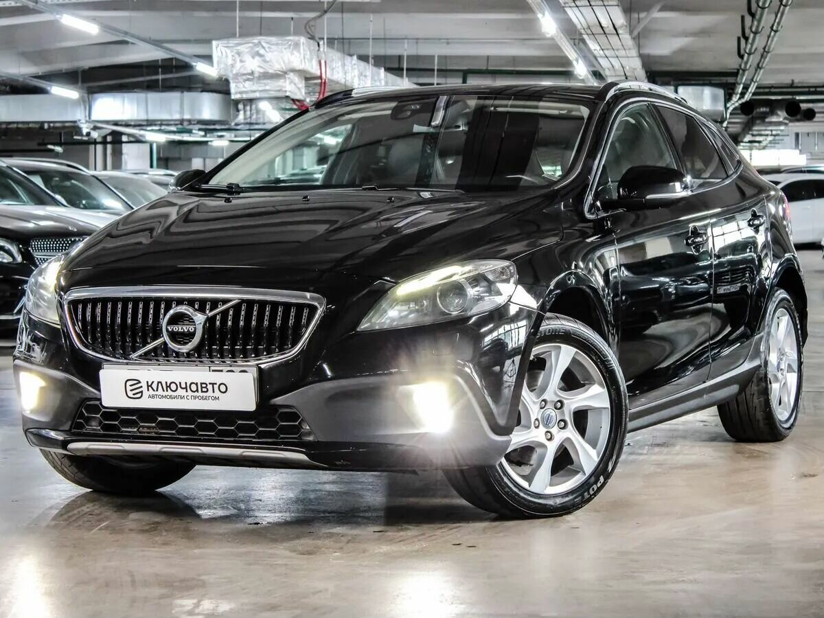 Купить б/у Volvo V40 Cross Country I 1.6d AMT (115 л.с.) дизель робот в Москве: чёрный Вольво ...