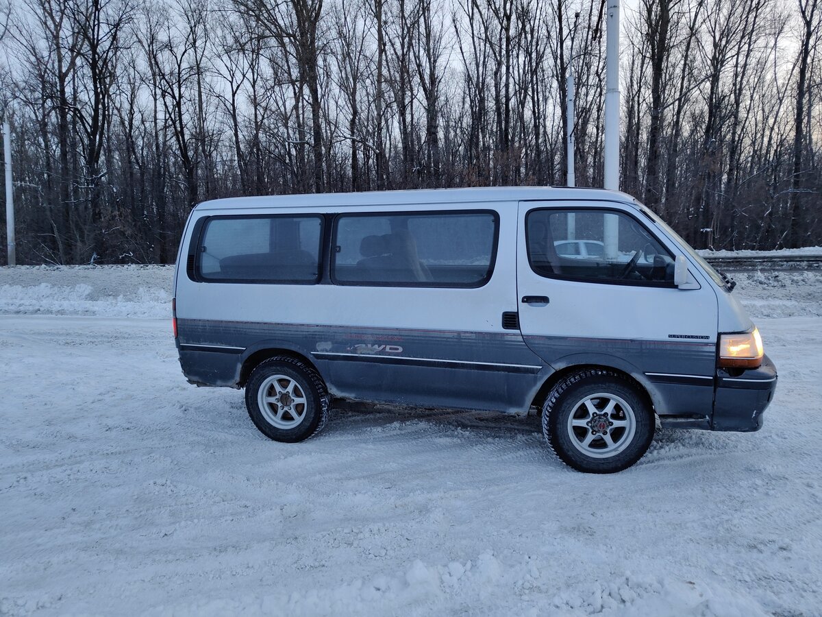 Купить б/у Toyota HiAce H100 2.8d AT (91 л.с.) 4WD дизель автомат в Уфе ...