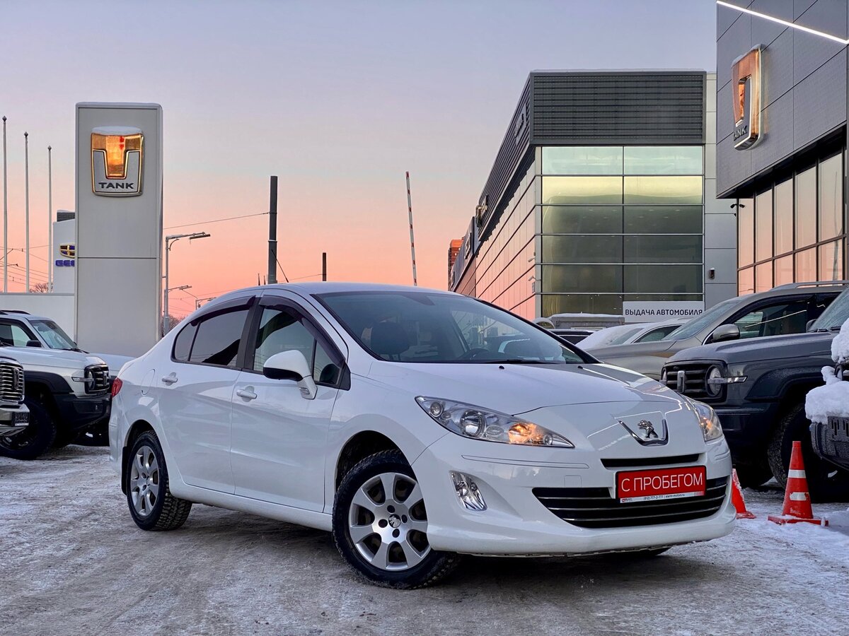 Купить б/у Peugeot 408 I 1.6 AT (120 л.с.) бензин автомат в Санкт ...