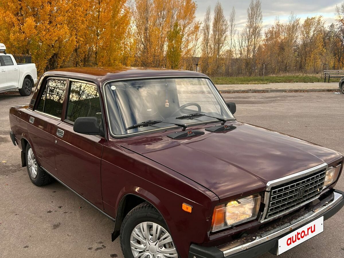 Купить б/у Lada (ВАЗ) 2107 1982-2012 1.6 MT (74 л.с.) бензин механика в Воронеже: пурпурный Лада ...