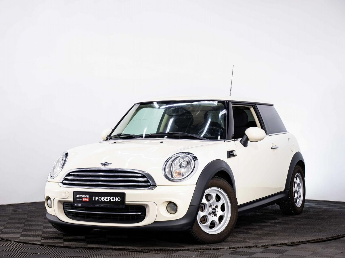 Купить б/у Mini Hatch II (R56) Рестайлинг Cooper 1.6 AT (122 л.с ...