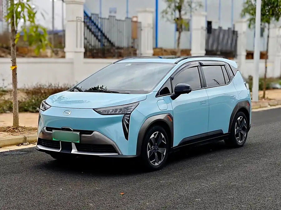 Купить б/у GAC Aion Y 2021-2022 70 Electro AT (135.0 кВт) электро автомат во Владивостоке ...