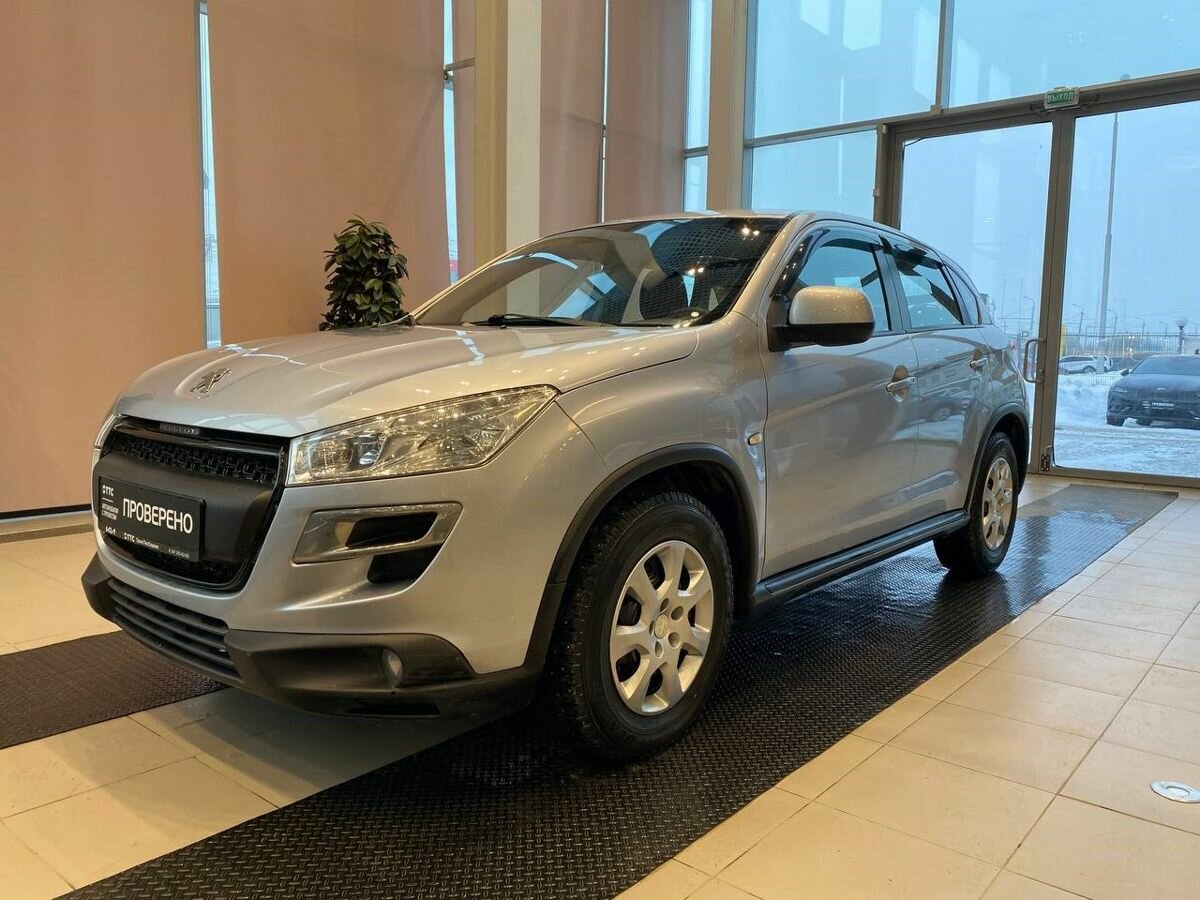 Купить б/у Peugeot 4008 I 2.0 CVT (150 л.с.) 4WD бензин вариатор в Уфе: серебристый Пежо 4008 I ...