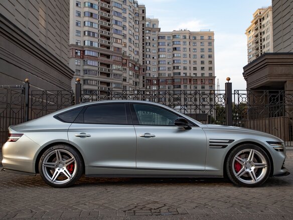 Купить б/у Genesis G80 II 3.5 AT (379 л.с.) 4WD бензин автомат в Москве: серый Генезис Г80 II ...