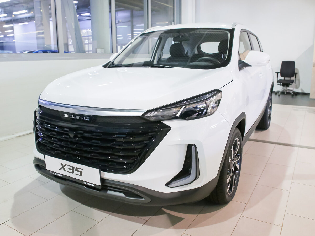 Купить новый BAIC X35 2019-2025 1.5 CVT (136 л.с.) бензин вариатор в Москве: белый БАИК Икс35 ...