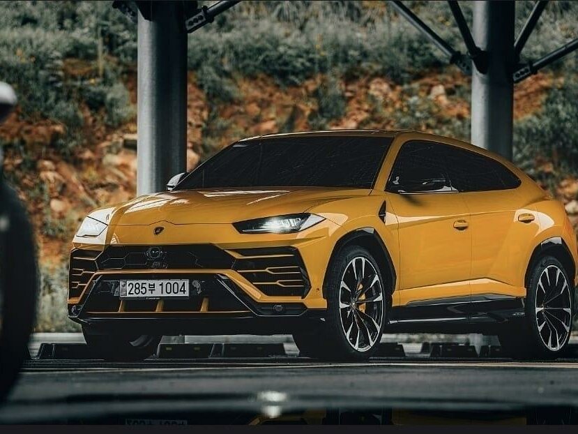 Купить б/у Lamborghini Urus I 4.0 AT (650 л.с.) 4WD бензин автомат во Владивостоке: жёлтый ...