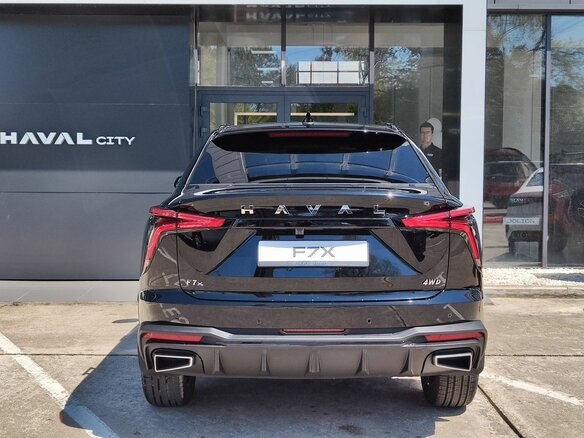 Купить новый Haval F7x II 2.0 AMT (192 л.с.) 4WD бензин робот в Сочи: чёрный Хавэйл Ф7х II ...
