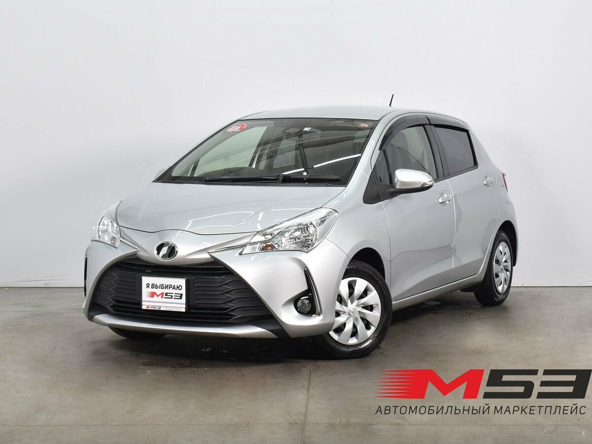 Купить б/у Toyota Vitz III (XP130) Рестайлинг 2 1.0 CVT (69 л.с ...