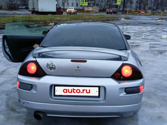 Купить б/у Mitsubishi Eclipse III 2.4 MT (156 л.с.) бензин механика в Москве: серый Митсубиси ...