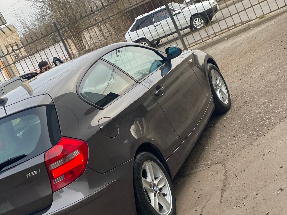 Купить б/у BMW 1 серии I (E81/E82/E87/E88) Рестайлинг 118i 2.0 AT (136 л.с.) бензин автомат в ...