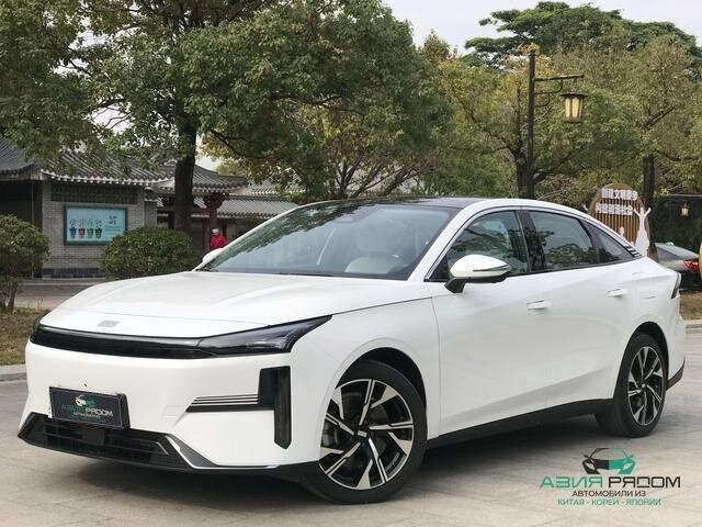 Купить б/у Geely Galaxy L6 2023-2025 125 km 1.5hyb AT (390 л.с.) гибрид автомат в Благовещенске ...