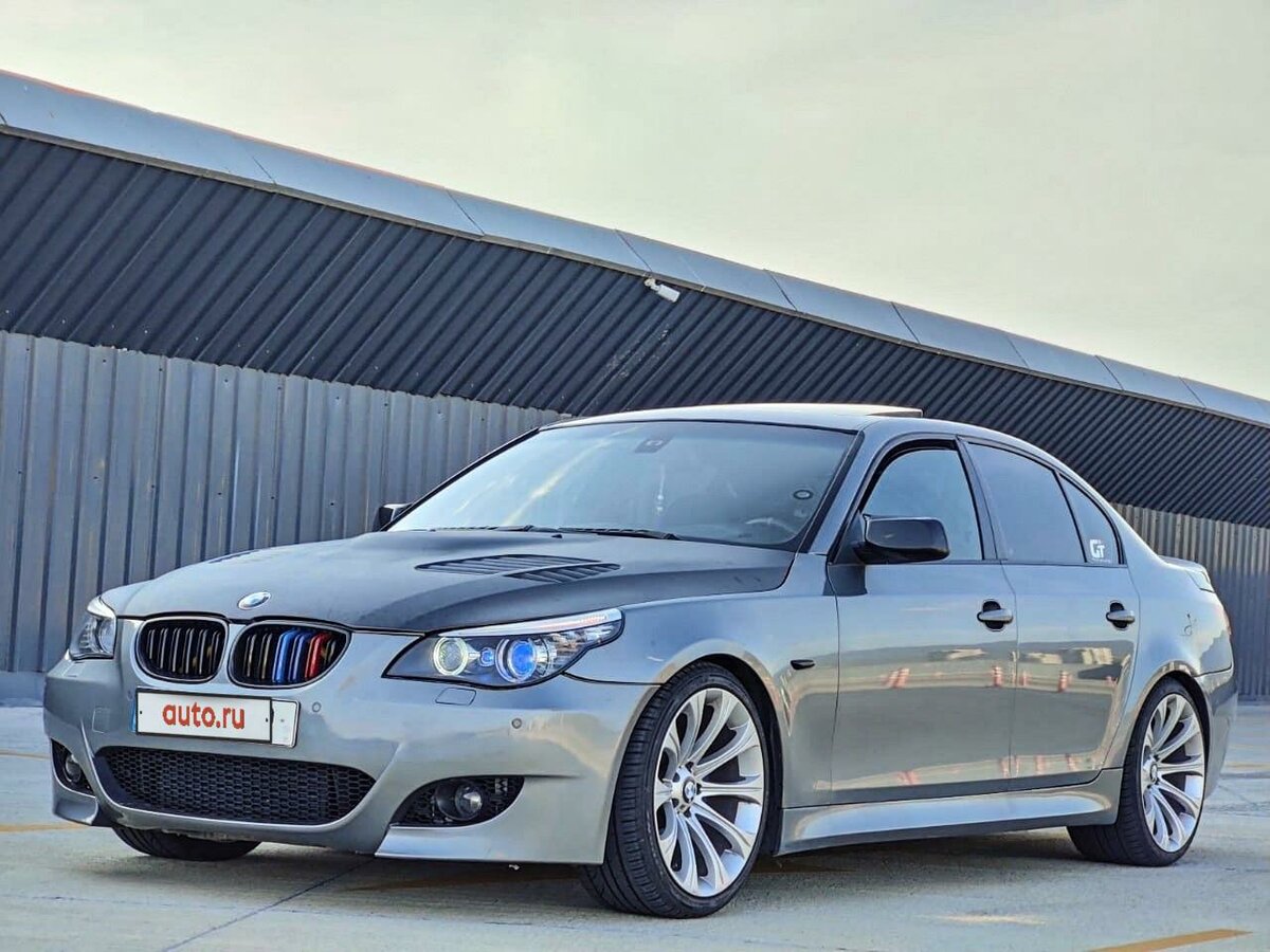 Купить б/у BMW 5 серии V (E60/E61) Рестайлинг 535i 3.0 AT (300 л.с ...