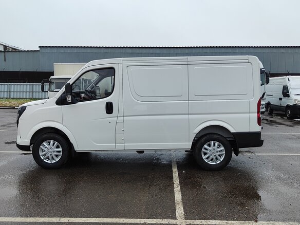 Купить новый Dongfeng K32 дизель механика в Люберцах: белый цельнометаллический фургон 2024 года ...