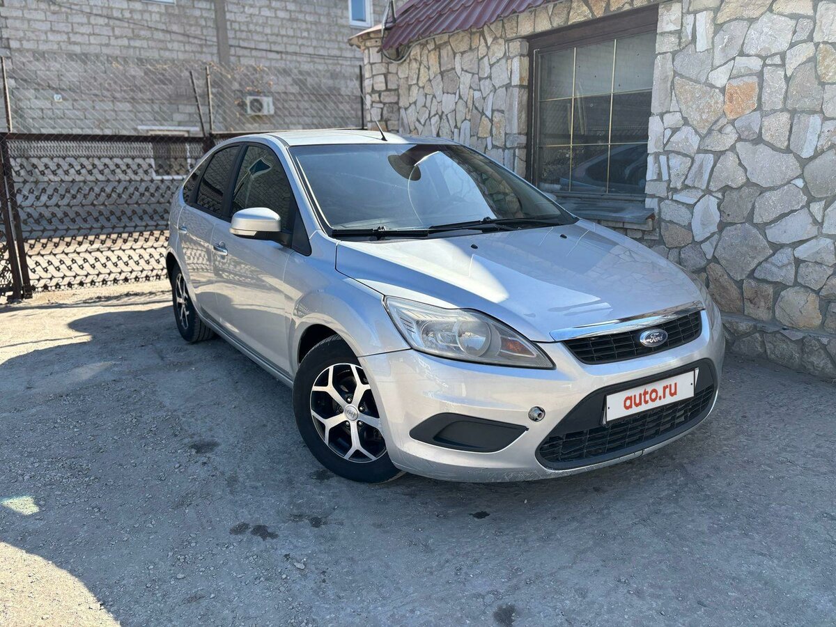 Купить б/у Ford Focus II Рестайлинг 1.6 MT (100 л.с.) бензин механика в ...