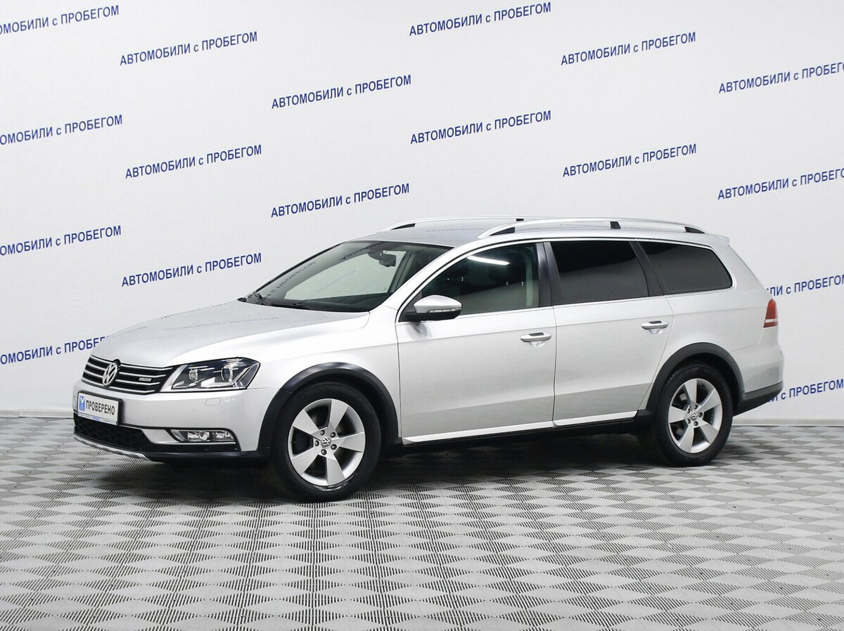 Купить б/у Volkswagen Passat B7 Alltrack 2.0 AMT (210 л.с.) 4WD бензин робот в Москве: серый ...