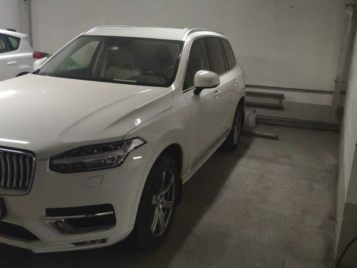 Купить б/у Volvo XC90 II Рестайлинг 1 2.0 AT (249 л.с.) 4WD бензин автомат в Санкт-Петербурге ...