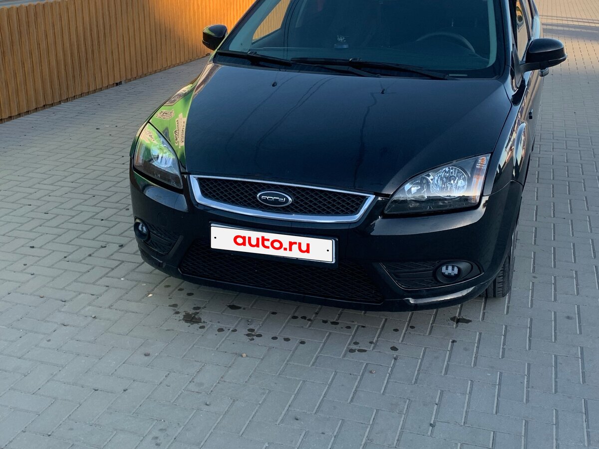 Купить б/у Ford Focus II 2.0 MT (145 л.с.) бензин механика в Гулькевичи: чёрный Форд Фокус II ...