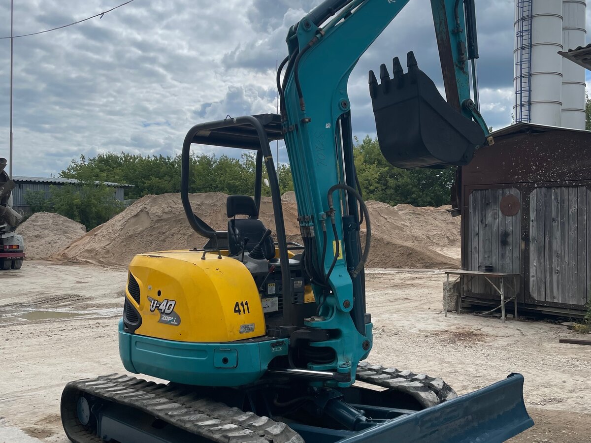 Купить б/у Kubota Миниэкскаваторы в Твери: мини-экскаватор 2010 года на ...