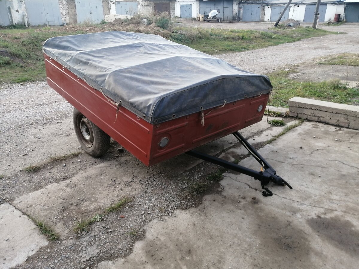 Купить б/у ММЗ 81021 в Красноярске: красный прицеп к легковому ...