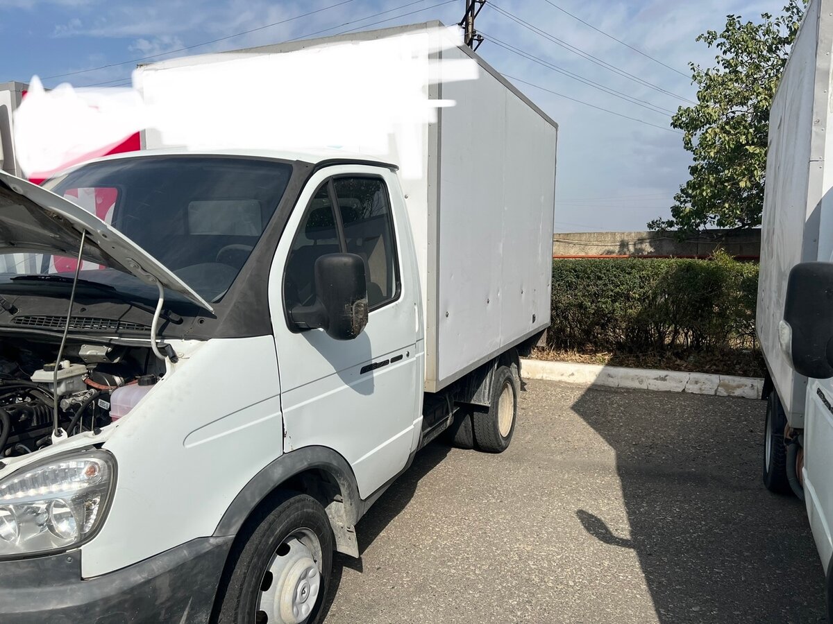 Купить б/у ГАЗ 3306 бензин-газ механика в Махачкале: белый ...