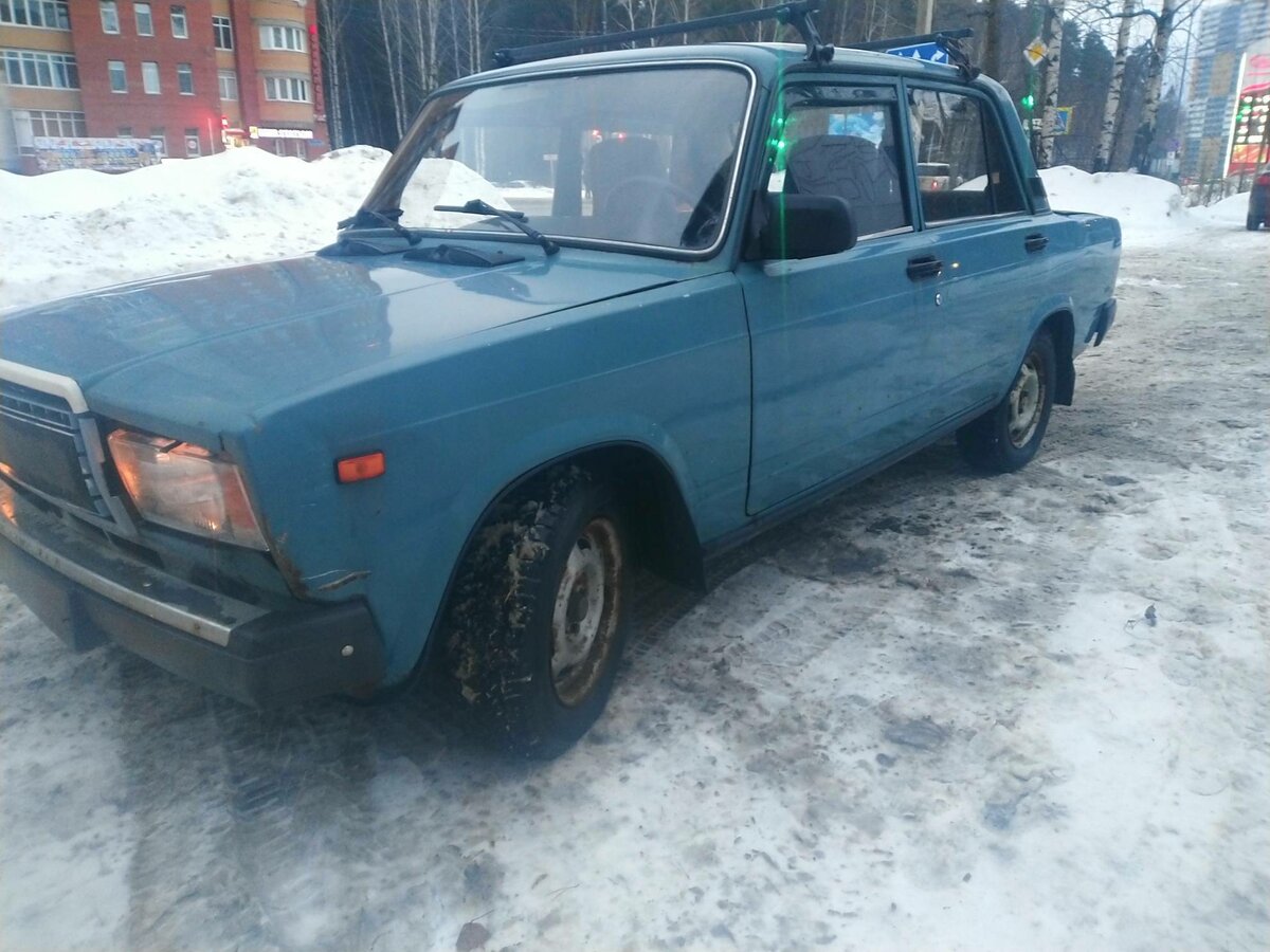 Купить б/у LADA (ВАЗ) 2107 1982-2012 1.6 MT (74 л.с.) бензин механика в Перми: синий Лада 2107 ...